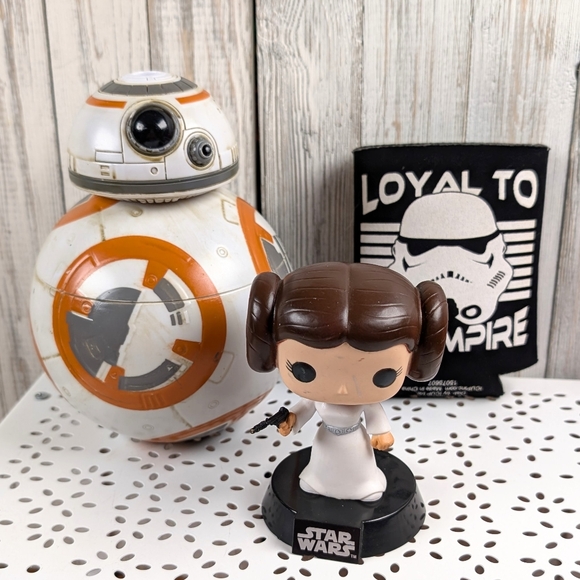 Disney | Toys | Disneys Star Wars Bb8 Tumbler Koozie And Leia Funko Pop ...